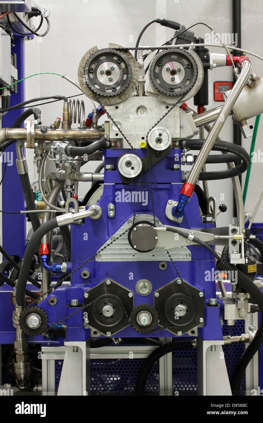 Dyno testing hi-res stock photography and images - Alamy