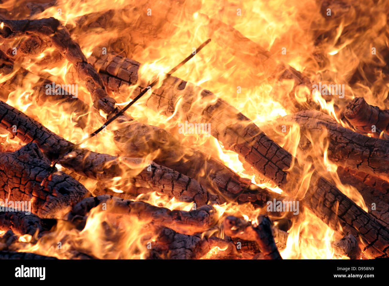A fire filled with burning embers Stock Photo - Alamy