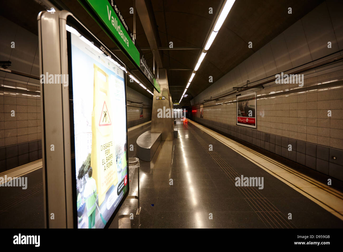 Empty metro hi-res stock photography and images - Alamy