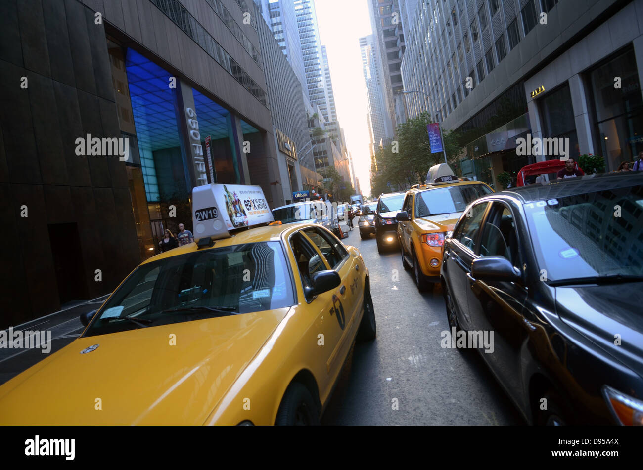 Yellow cabs in manhattan new york hi-res stock photography and images ...