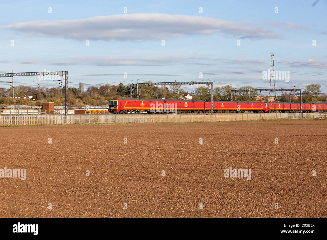 A Royal Mail train transporting post and parcels on the West Coast Main ...