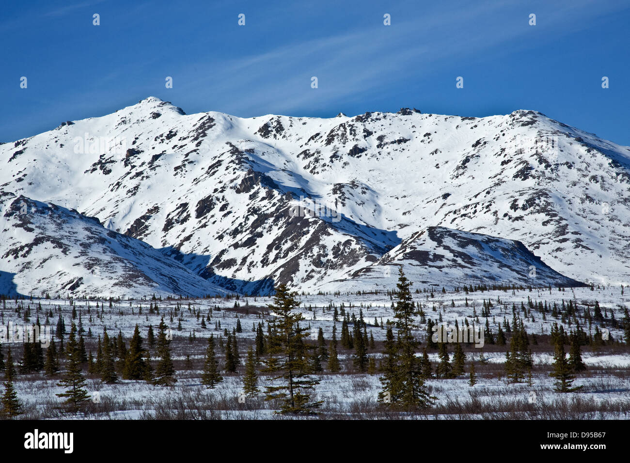 Snow over Alaska's Denali National Park Stock Photo - Alamy