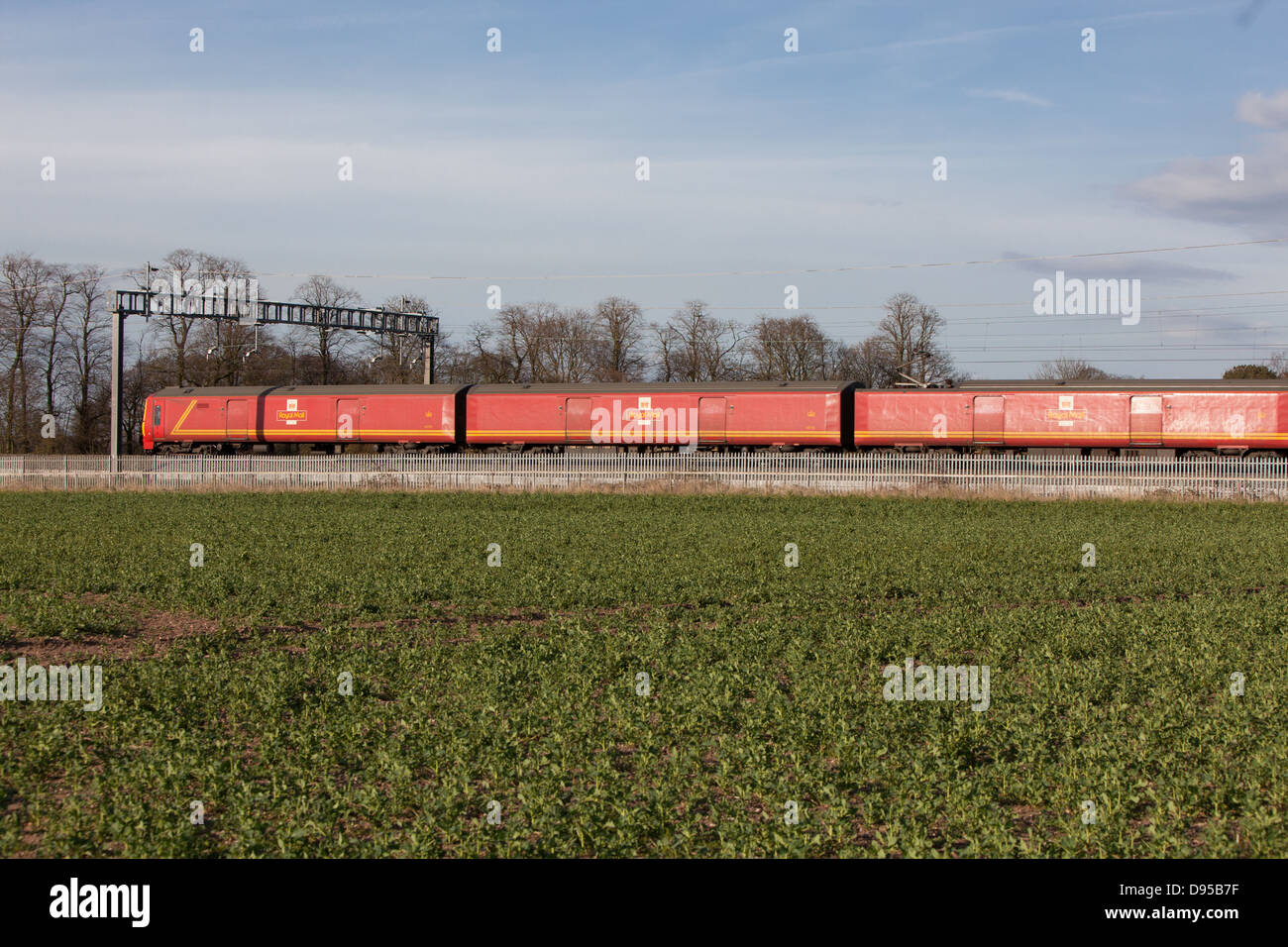 A Royal Mail train transporting post and parcels on the West Coast Main ...