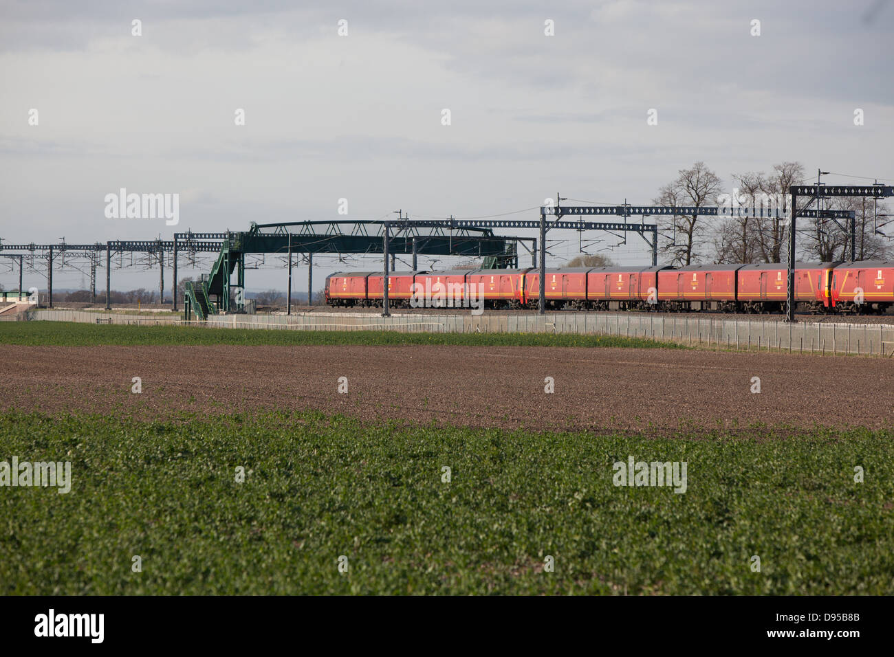 A Royal Mail train transporting post and parcels on the West Coast Main ...