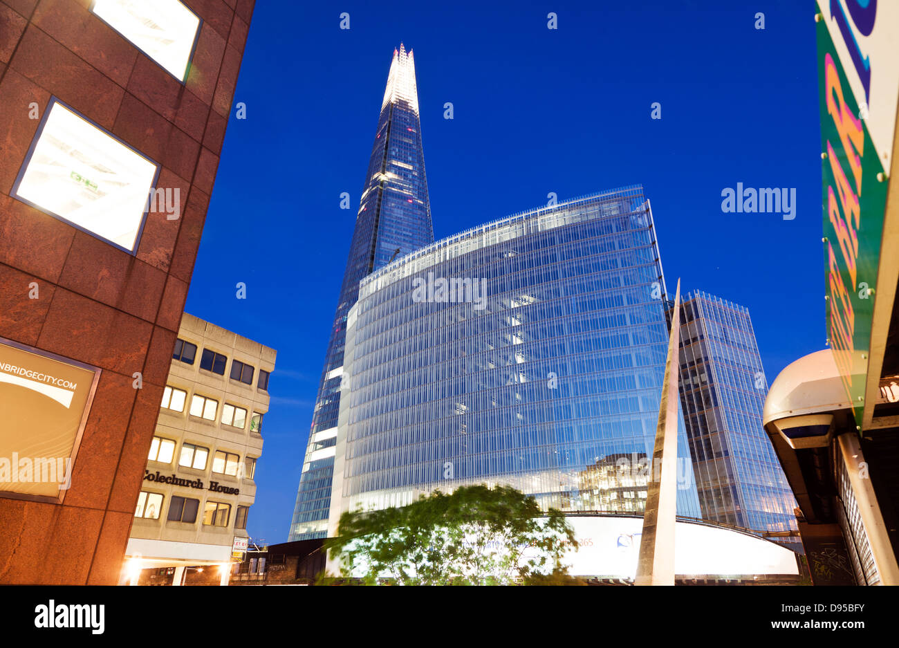 Atmospheric shard hi-res stock photography and images - Alamy