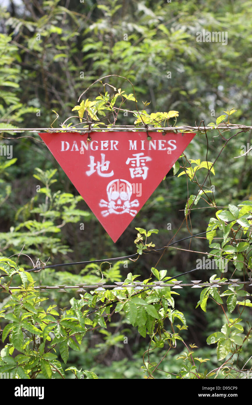 Land mines warning asia hi-res stock photography and images - Alamy