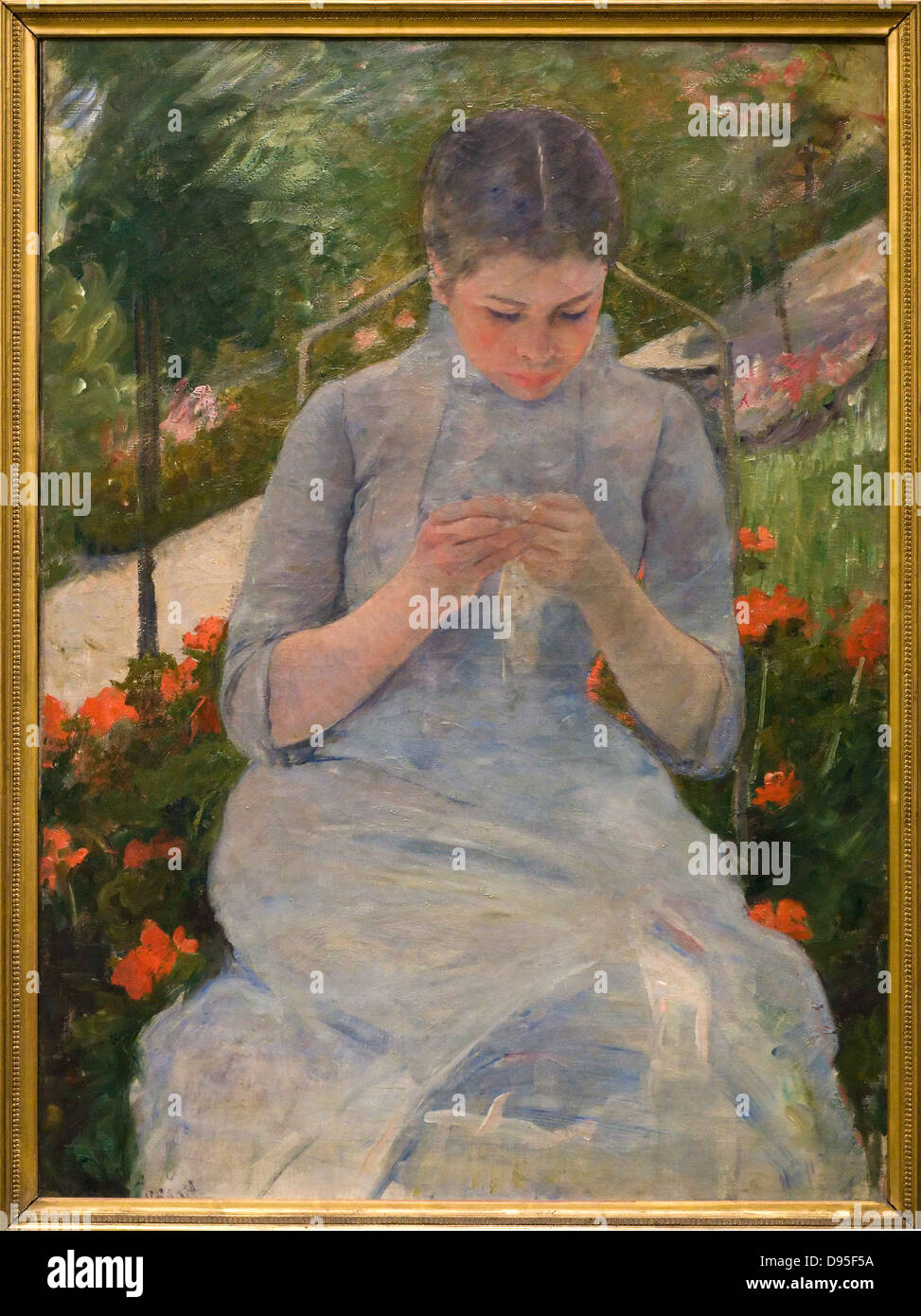 Femme cousant hi-res stock photography and images - Alamy