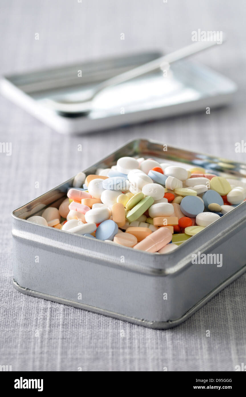 Large tin box hi-res stock photography and images - Alamy