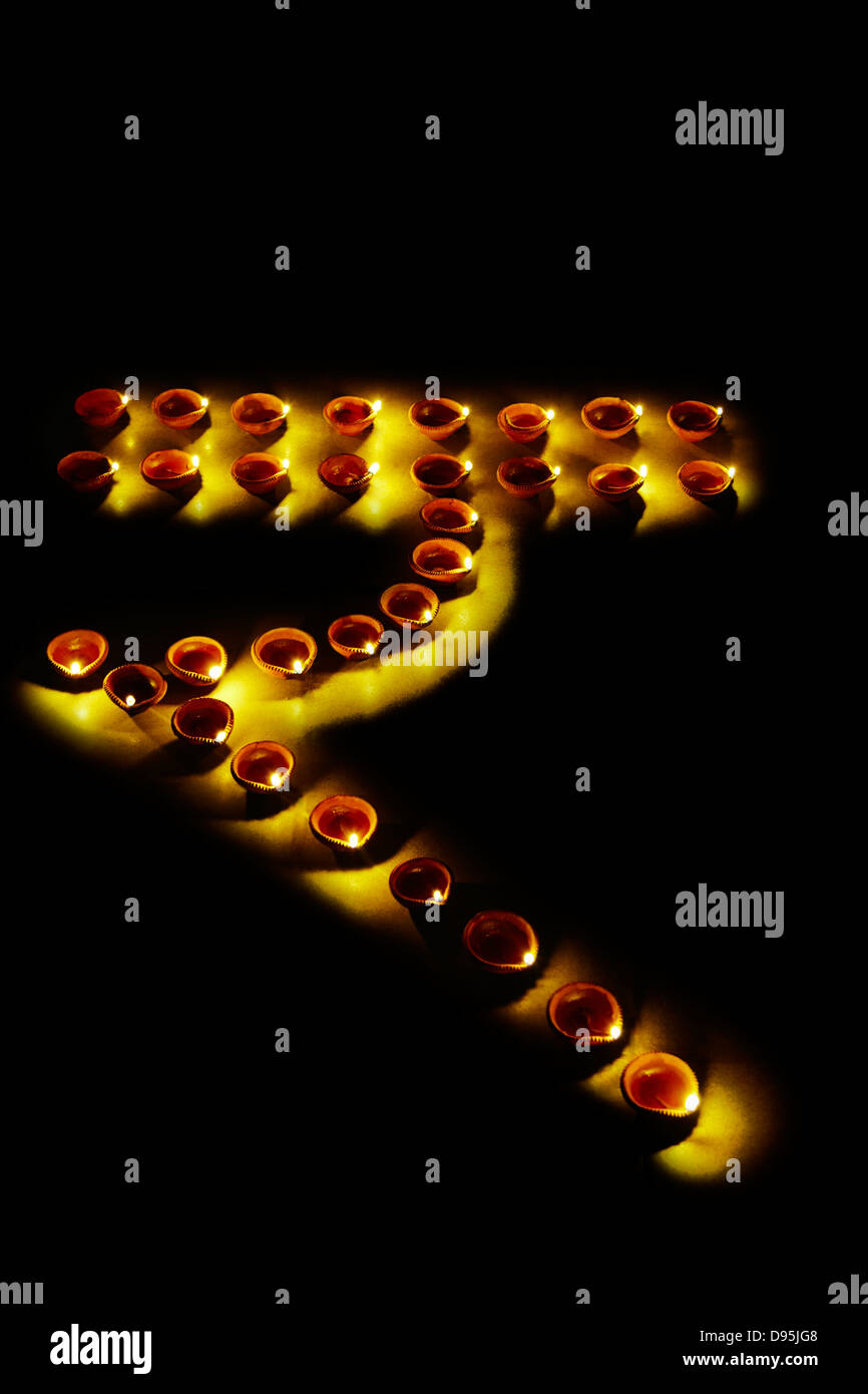 Indians rupees symbol queue absence hi-res stock photography and images ...