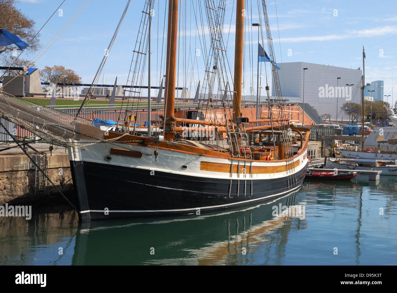 Two masted sailing ship hi-res stock photography and images - Alamy
