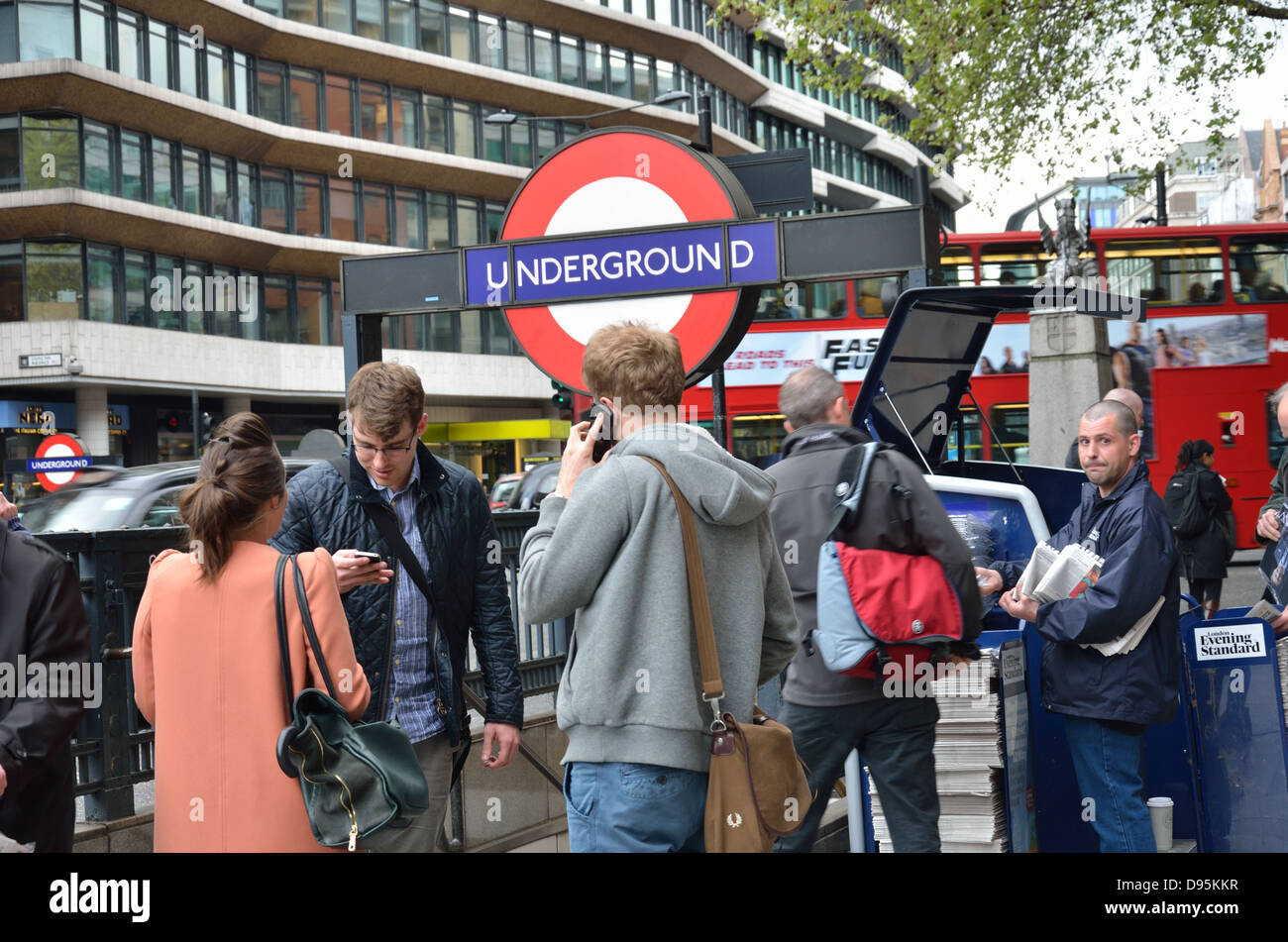 Busy underground station Stock Photo - Alamy