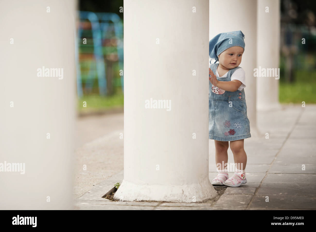 little girl hiding in white columns Stock Photo - Alamy little girl hiding in white columns Stock Photo - Alamy