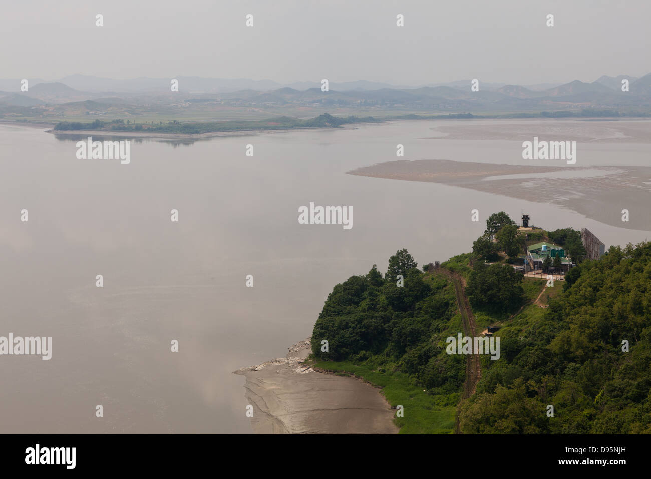 Dmz Stock Photos & Dmz Stock Images - Alamy