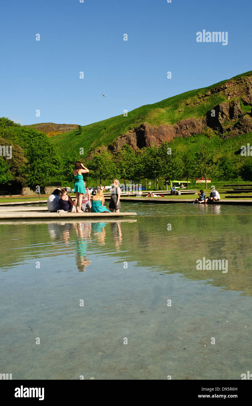 Holyrood park, edinburgh parliament hi-res stock photography and images ...