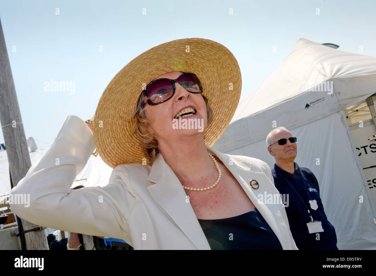 Penelope Keith Good Neighbors