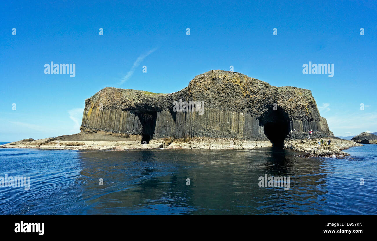 View from south of the Basalt Columns (colonnades) of Staffa in Inner ...