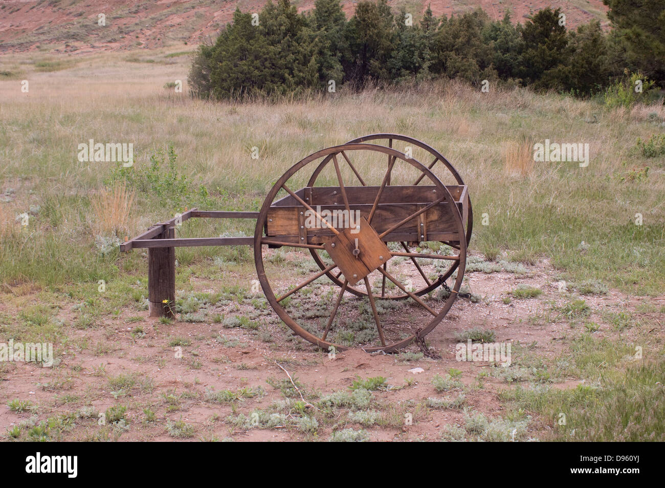 Mormon hand-cart replica on the Oregon/Mormon Trail, Scotts Bluff ...