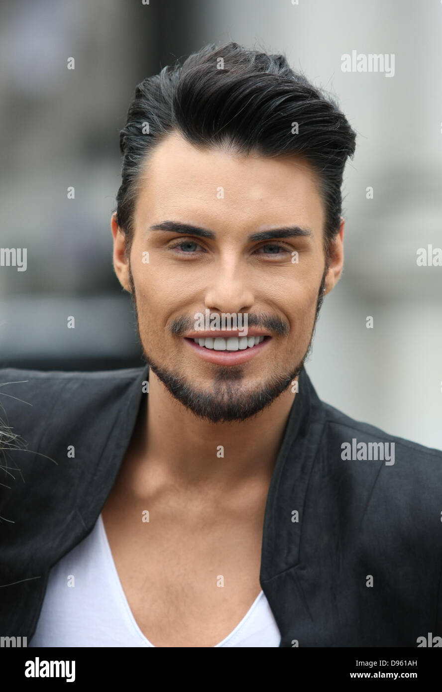 RYLAN CLARK RYLAN CLARK SHOWS OFF HIS XY FACTOR IN THE NEW PETA ANTI ...