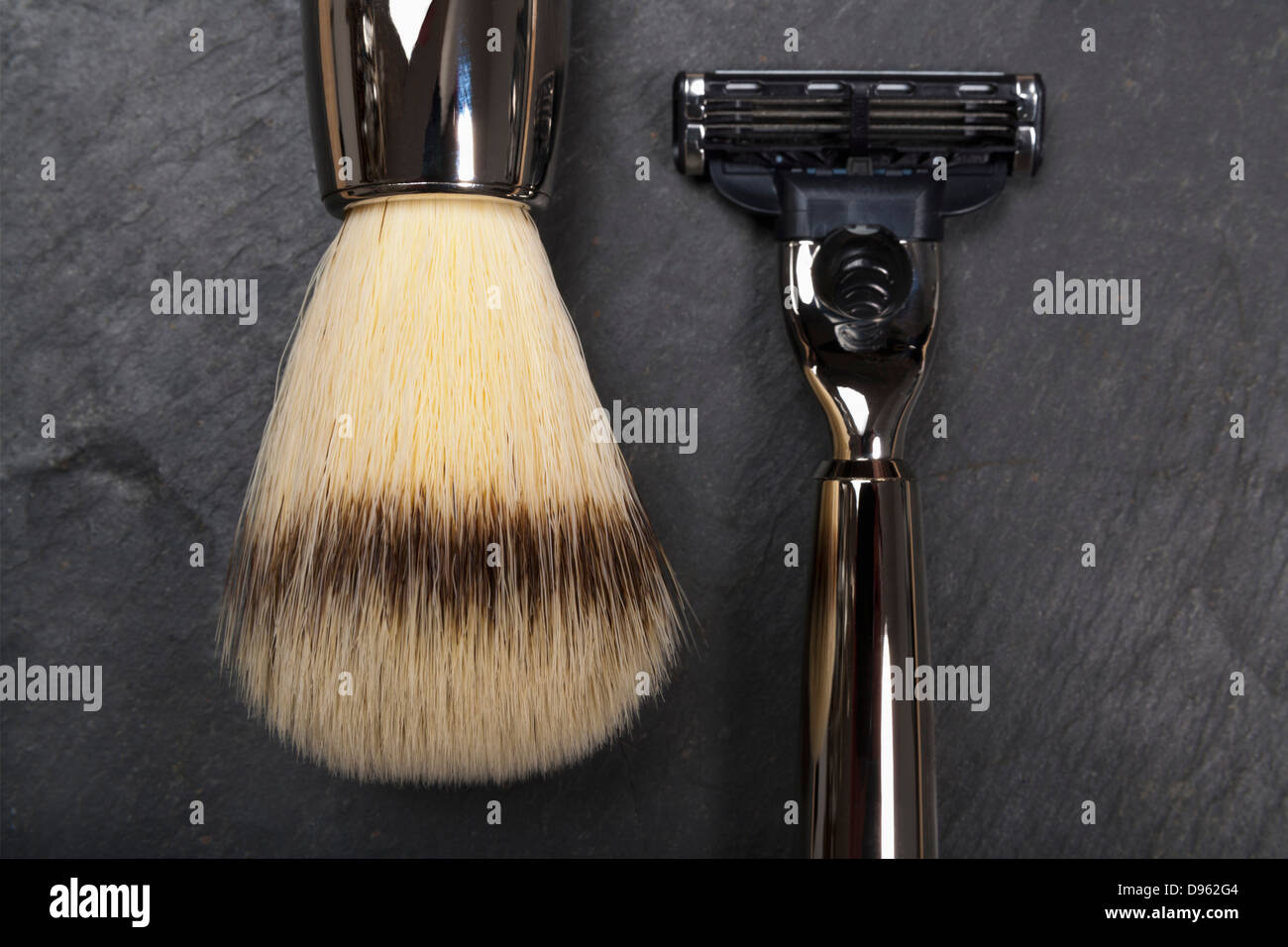 Razor blade close up hi-res stock photography and images - Alamy