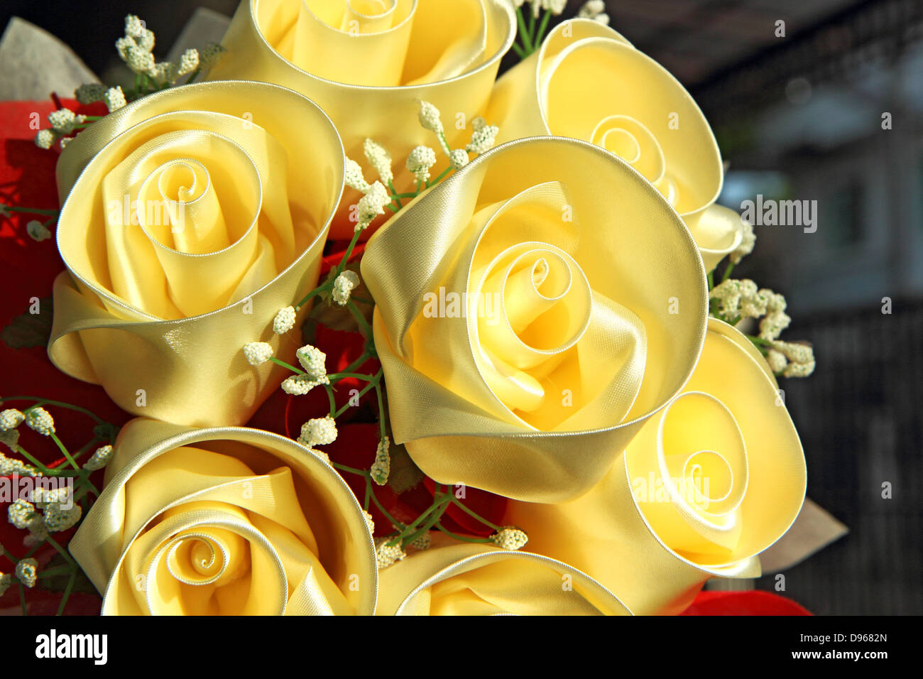 Bundle of roses hi-res stock photography and images - Alamy