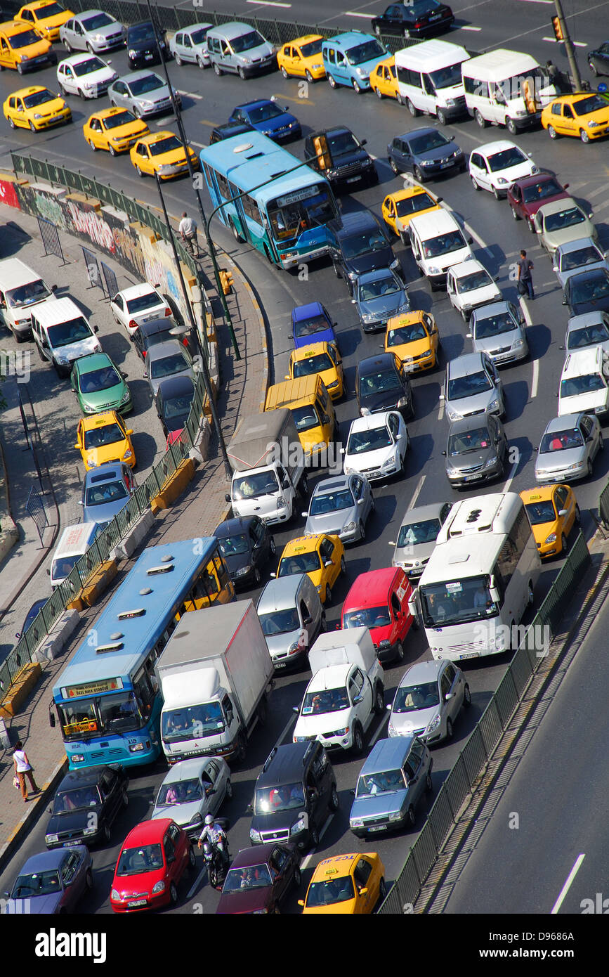 Gridlock traffic jam on city hi-res stock photography and images - Alamy