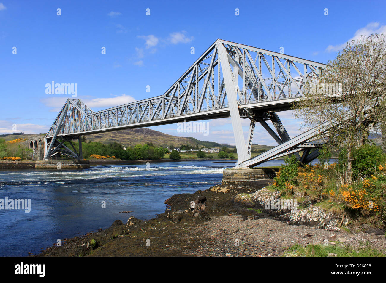 Connel Bridge High Resolution Stock Photography and Images - Alamy