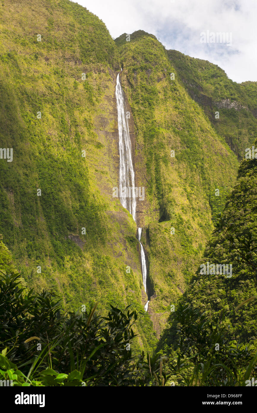 Cascade blanche hi-res stock photography and images - Alamy