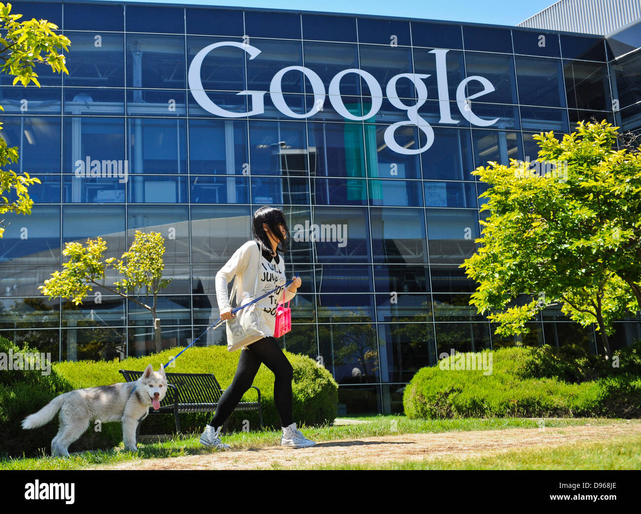 Google campus silicon valley hi-res stock photography and images - Alamy