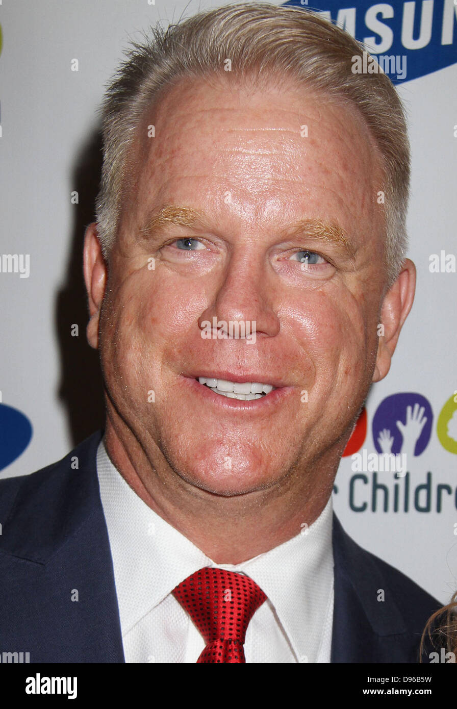 June 11, 2013 - New York, New York, U.S. - Former football player ...