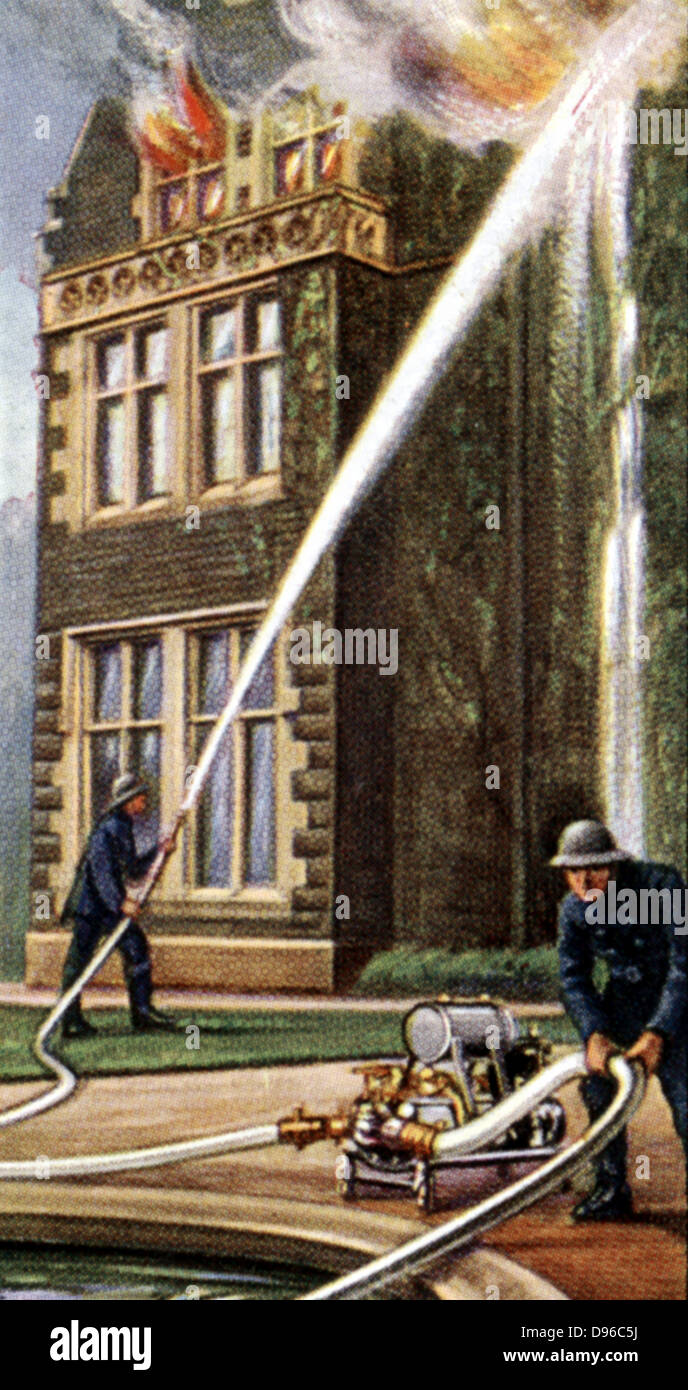 Drawing cards hi-res stock photography and images - Alamy