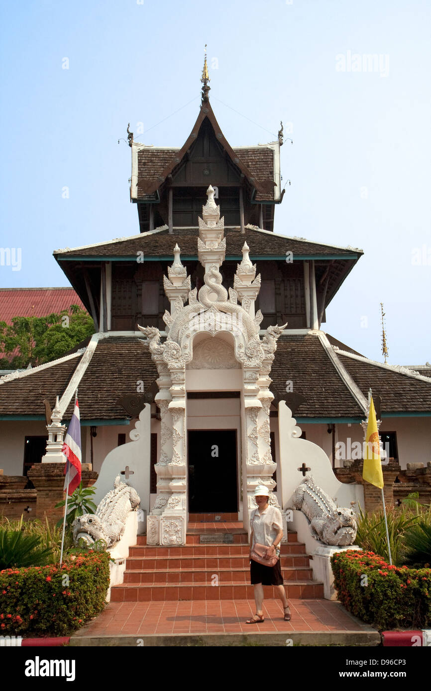 Ornate temple hi-res stock photography and images - Alamy