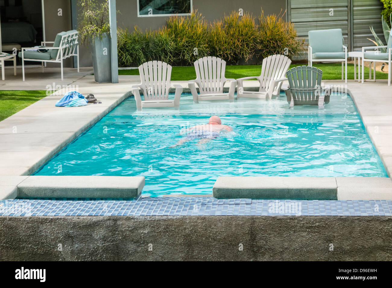Pool in the desert High Resolution Stock Photography and Images - Alamy
