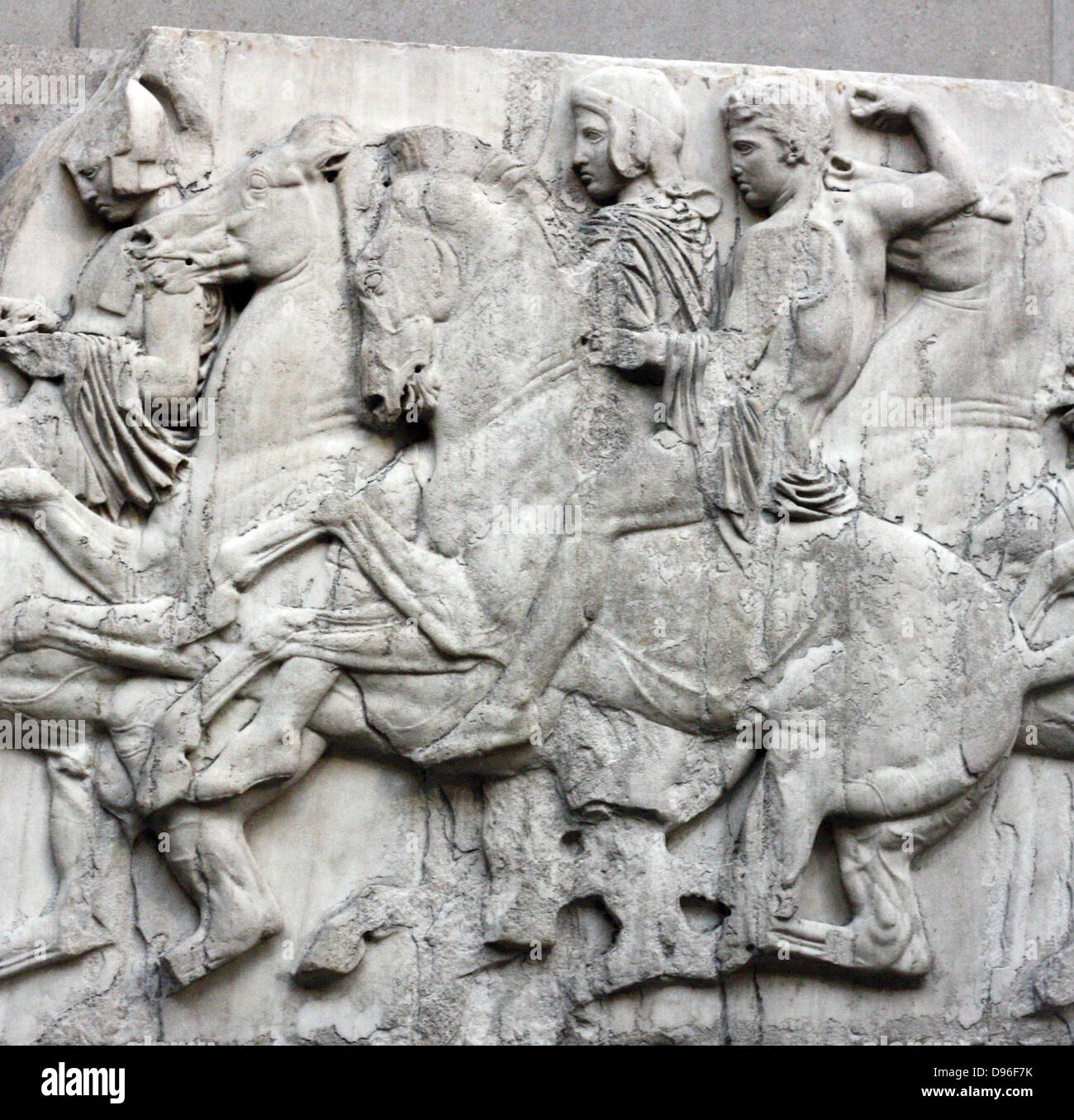 Parthenon frieze hi-res stock photography and images - Alamy