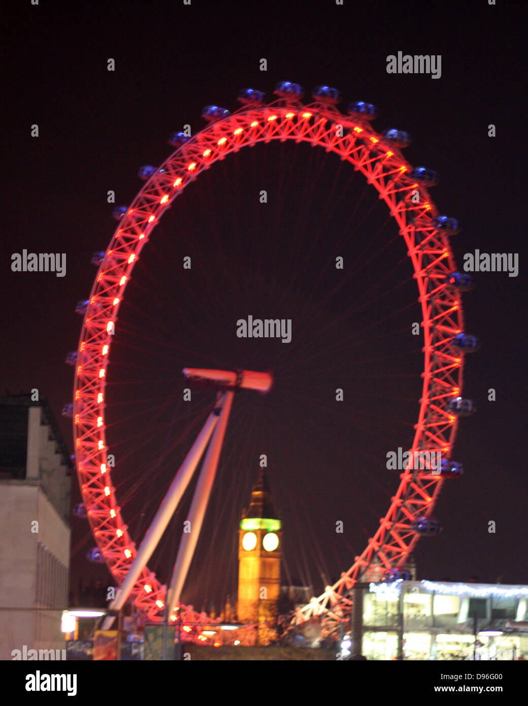 Situated on the banks of the river thames hi-res stock photography and ...