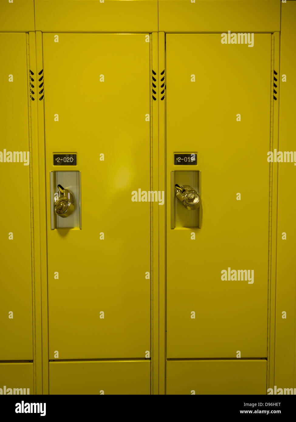 Lockers hi-res stock photography and images - Alamy