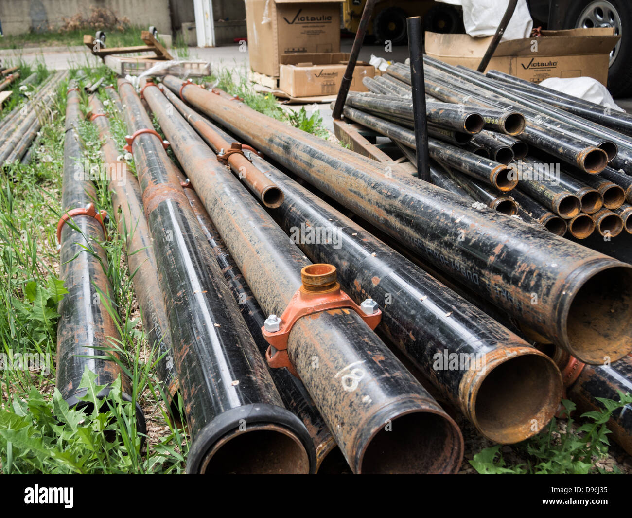 Rusty pipes hi-res stock photography and images - Alamy
