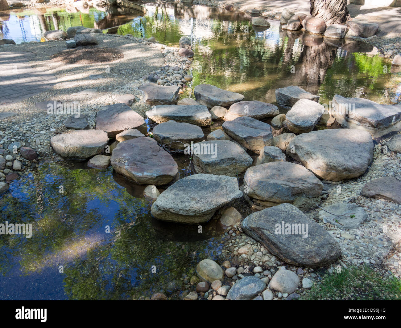 Small stone bridge crossing hi-res stock photography and images - Alamy