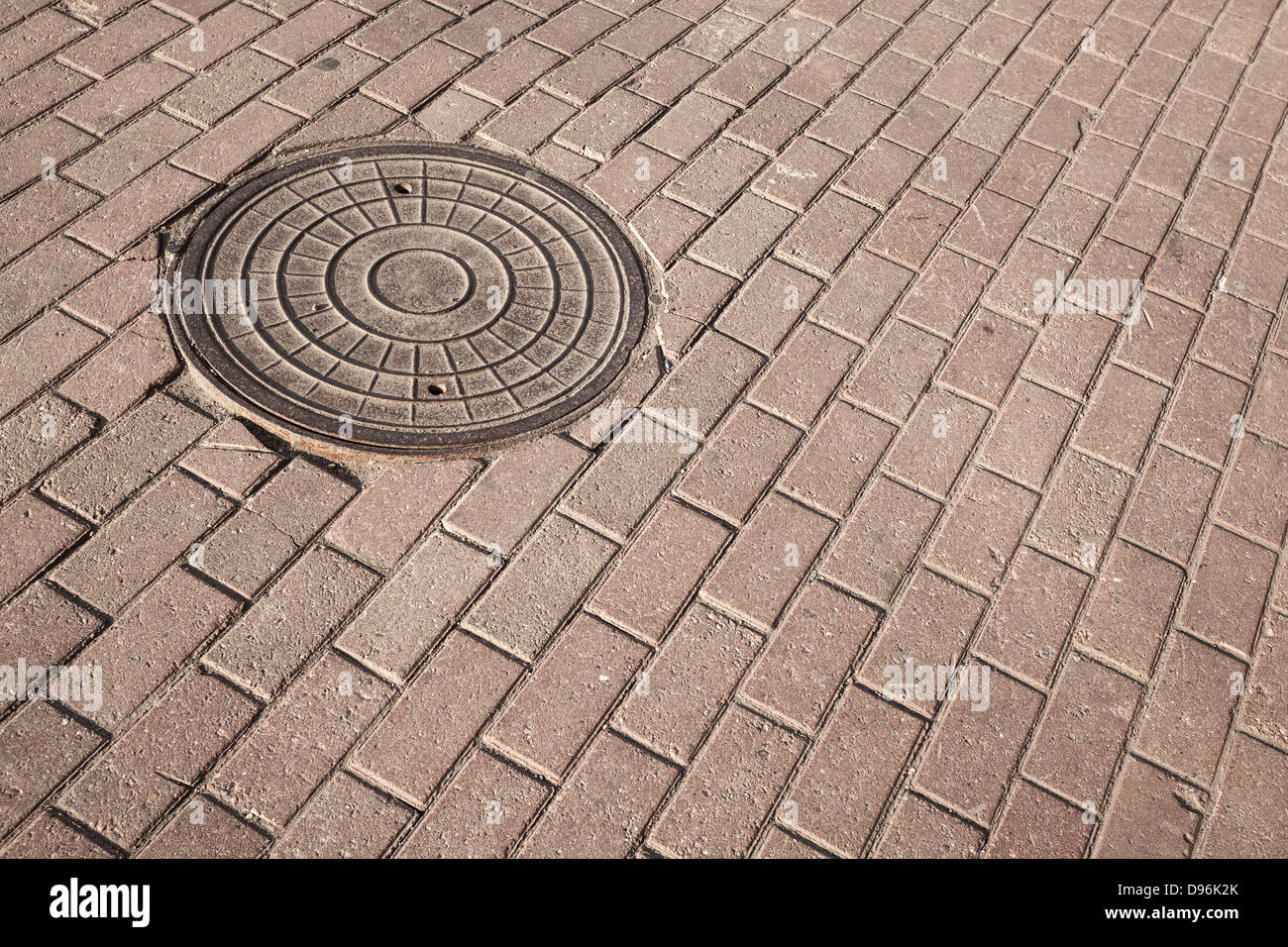 Pavement manhole hi-res stock photography and images - Alamy