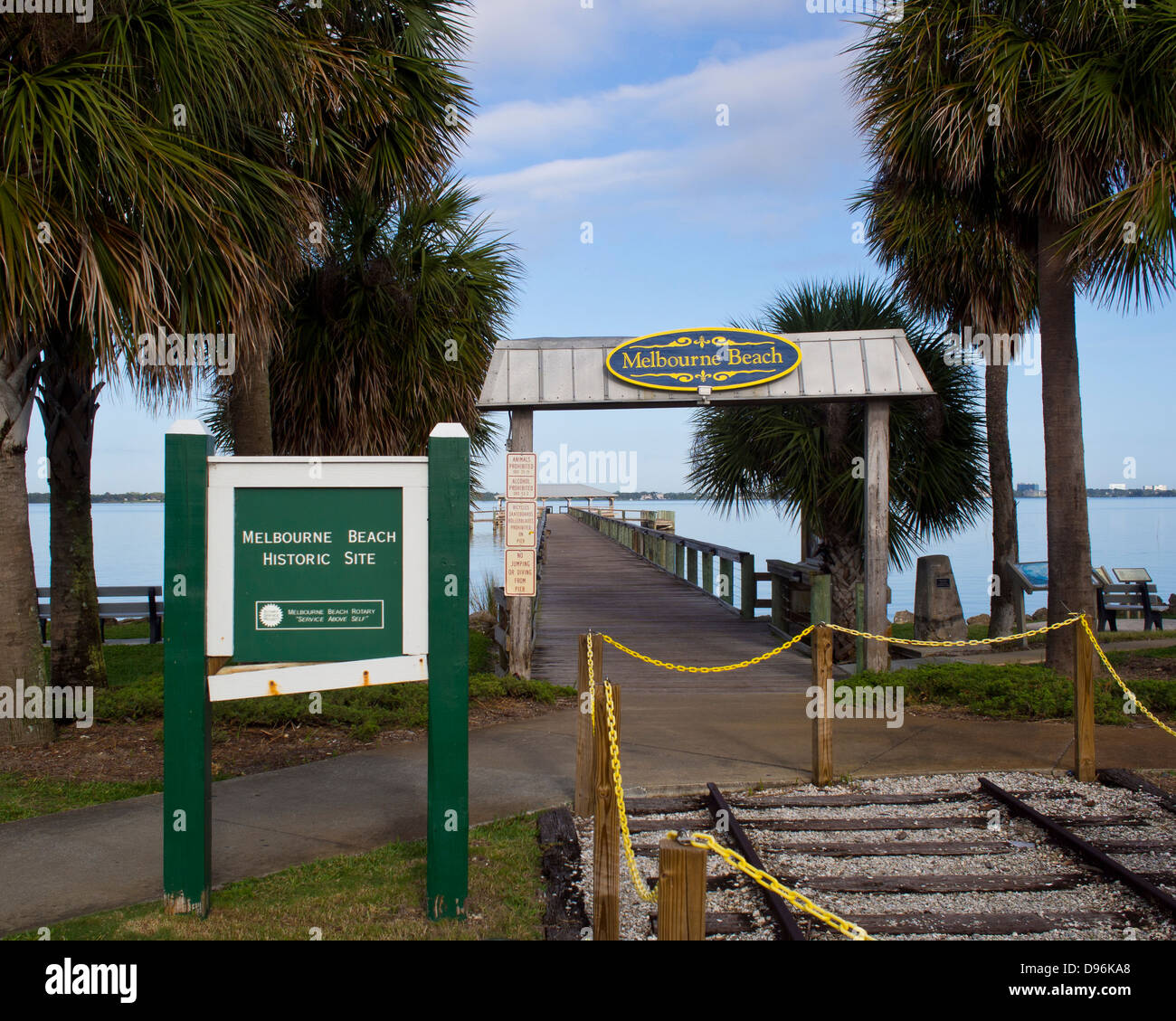 Melbourne Beach Pier on the Indian River Lagoon in Brevard County on ...