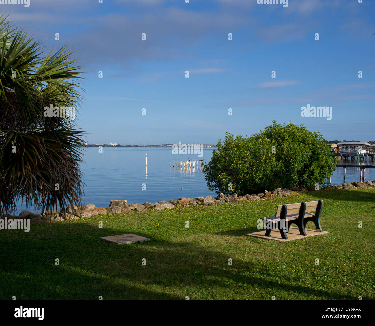 Melbourne Beach Pier on the Indian River Lagoon in Brevard County on ...