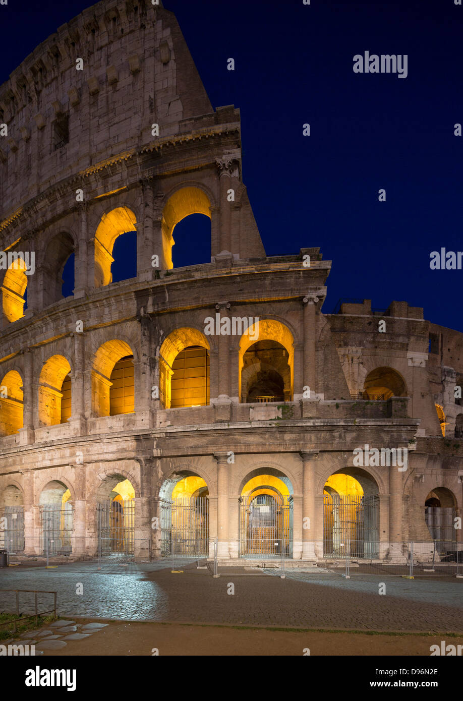 Colosseum coliseum rome italy hi-res stock photography and images - Alamy