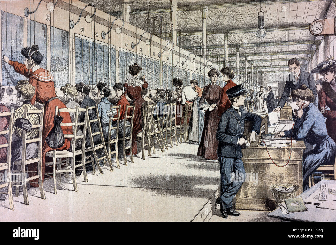 Paris 17 april 1904 women telephonists hi-res stock photography and ...