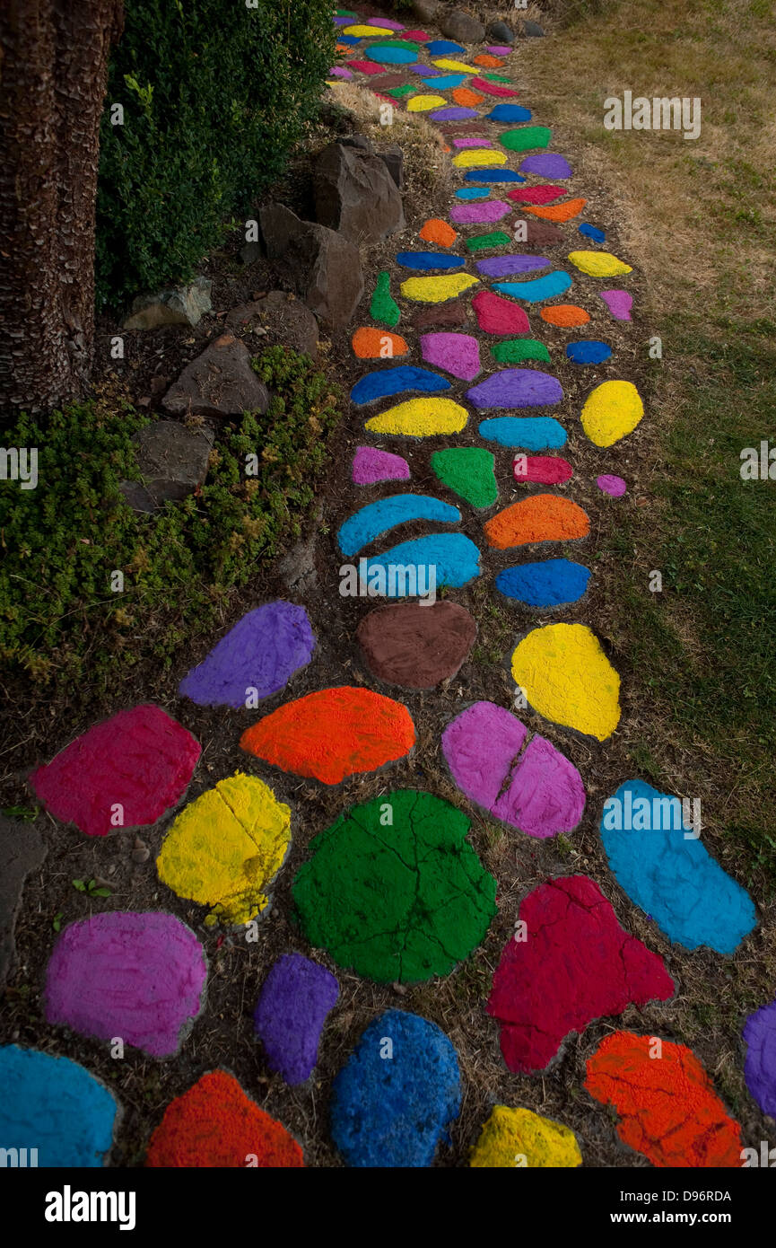 Rock path through yard with rocks multicolored Stock Photo - Alamy