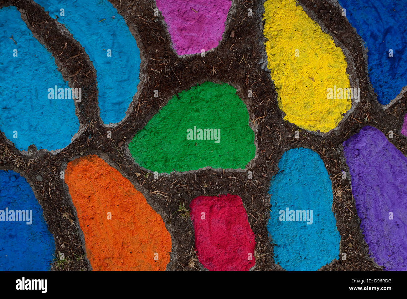 Rock path through yard with rocks multicolored Stock Photo - Alamy