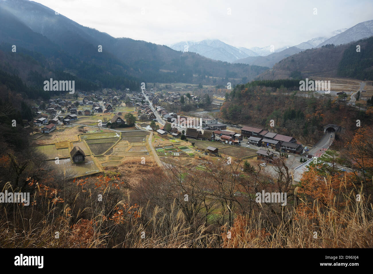 Ogimachi village hi-res stock photography and images - Alamy