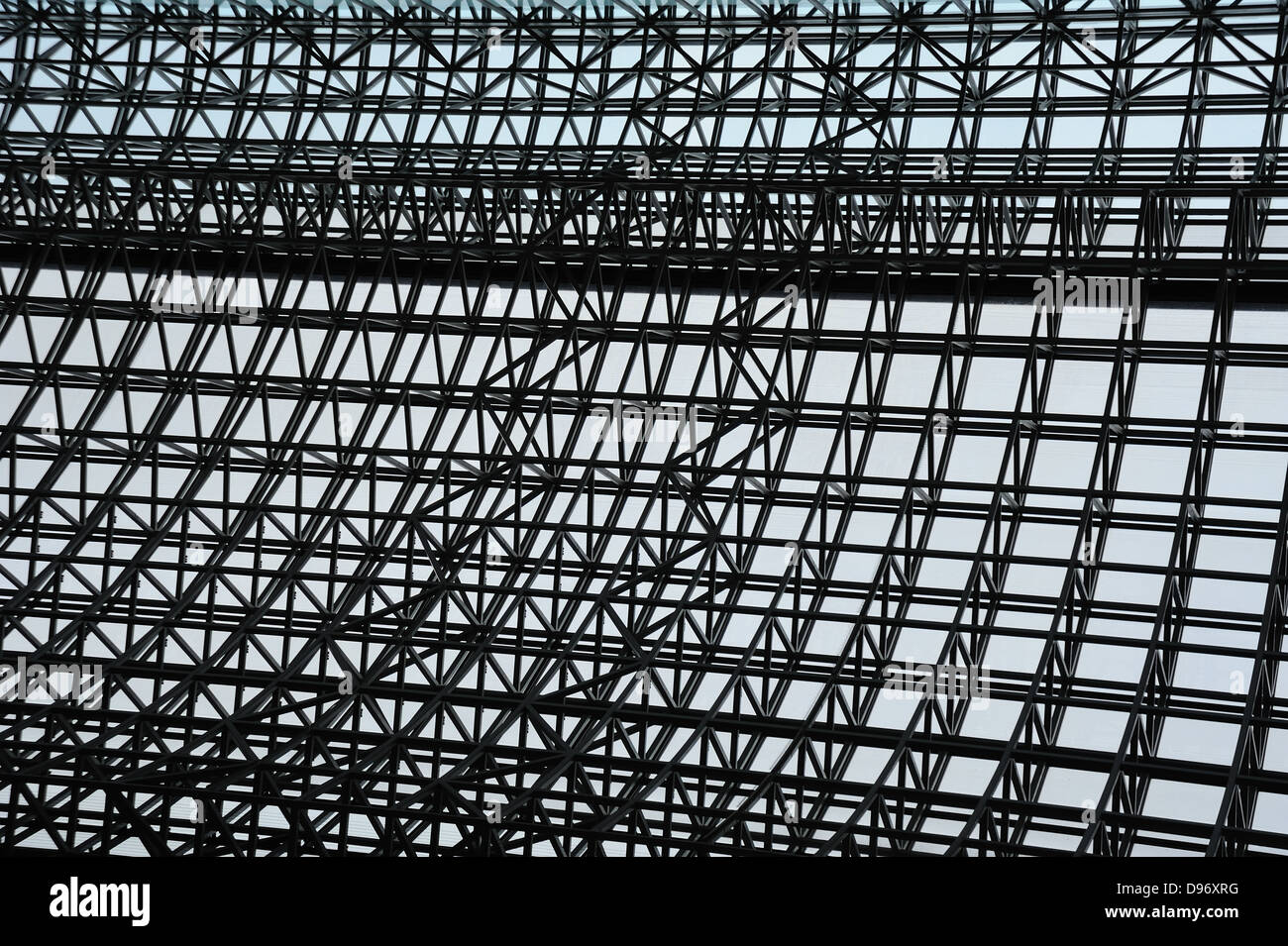 Steel frame structures hi-res stock photography and images - Alamy