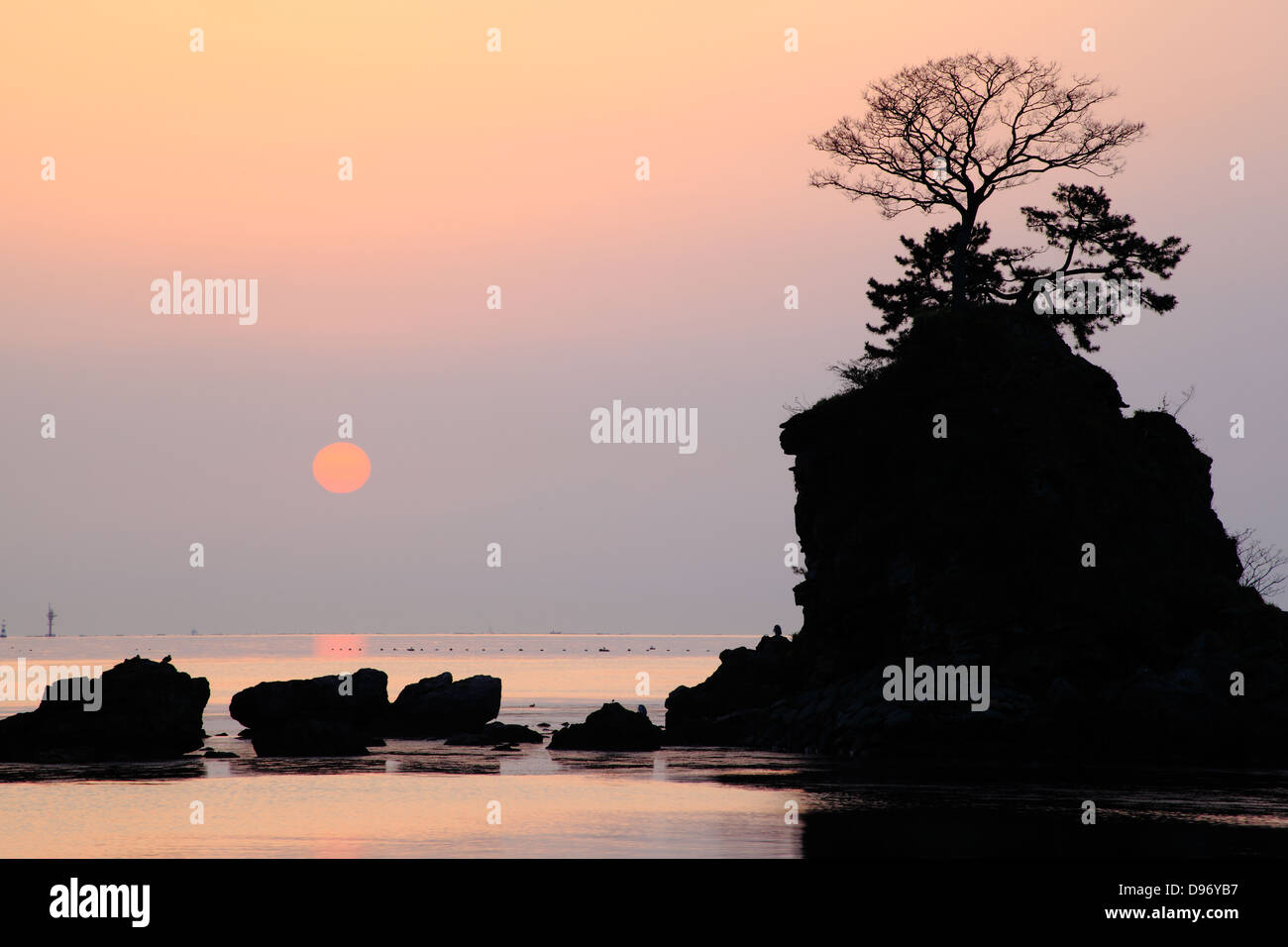 Morning sun at the Amaharashi coast in Japan Stock Photo - Alamy