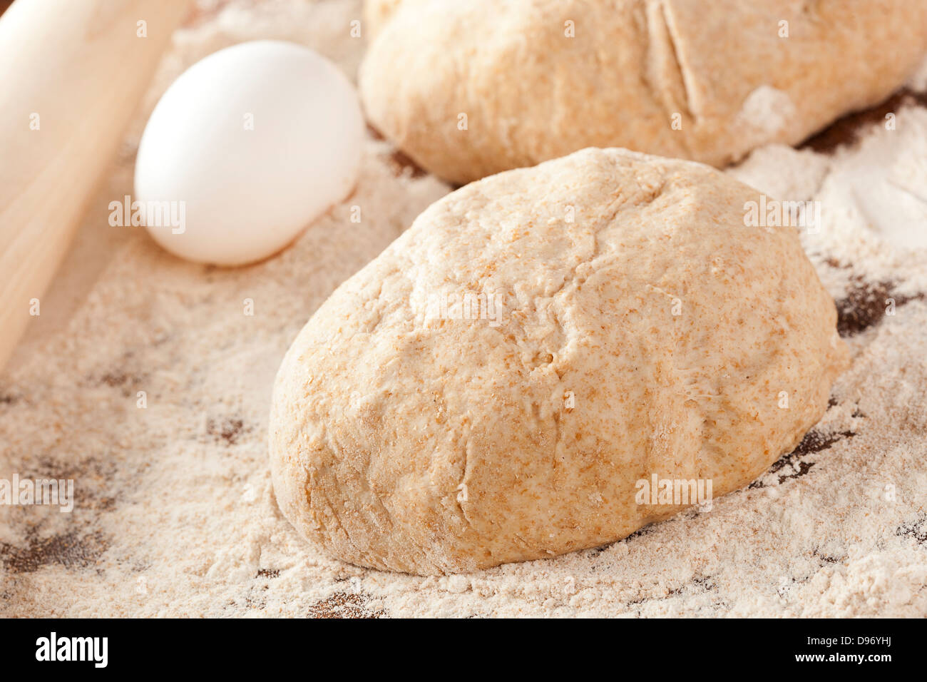 Flour covered bread hi-res stock photography and images - Alamy