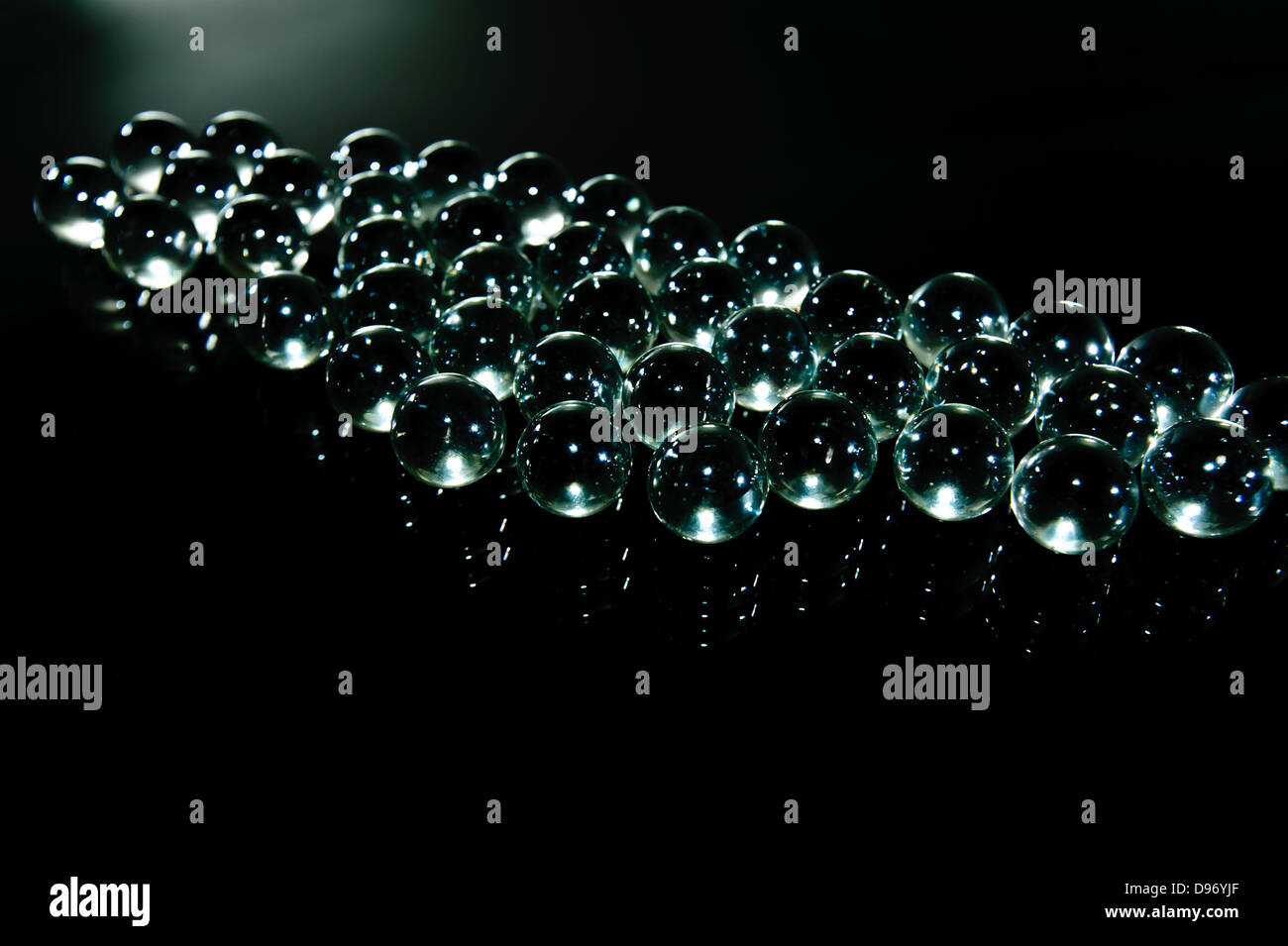 How many marbles hi-res stock photography and images - Alamy