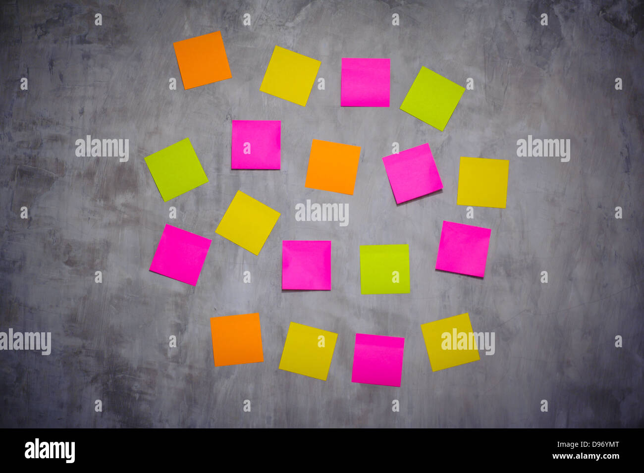 White paper notes on white wall hi-res stock photography and images - Alamy